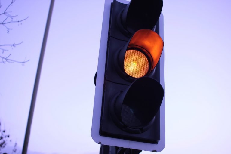 Semaforo giallo: la multa è valida | AutoToday.it