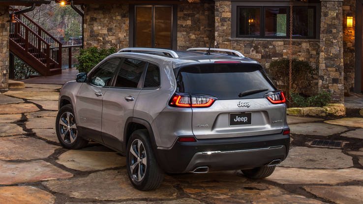 Nuova Jeep Cherokee: il Suv medium ora è più moderno e tecnologico ...
