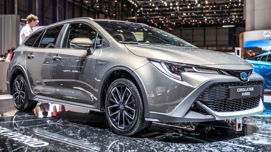Toyota Corolla Trek, la versione avventura solo con motorizzazione ...